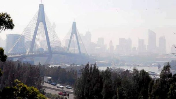 Sydney air quality improving as rain begins to clear smoke from city